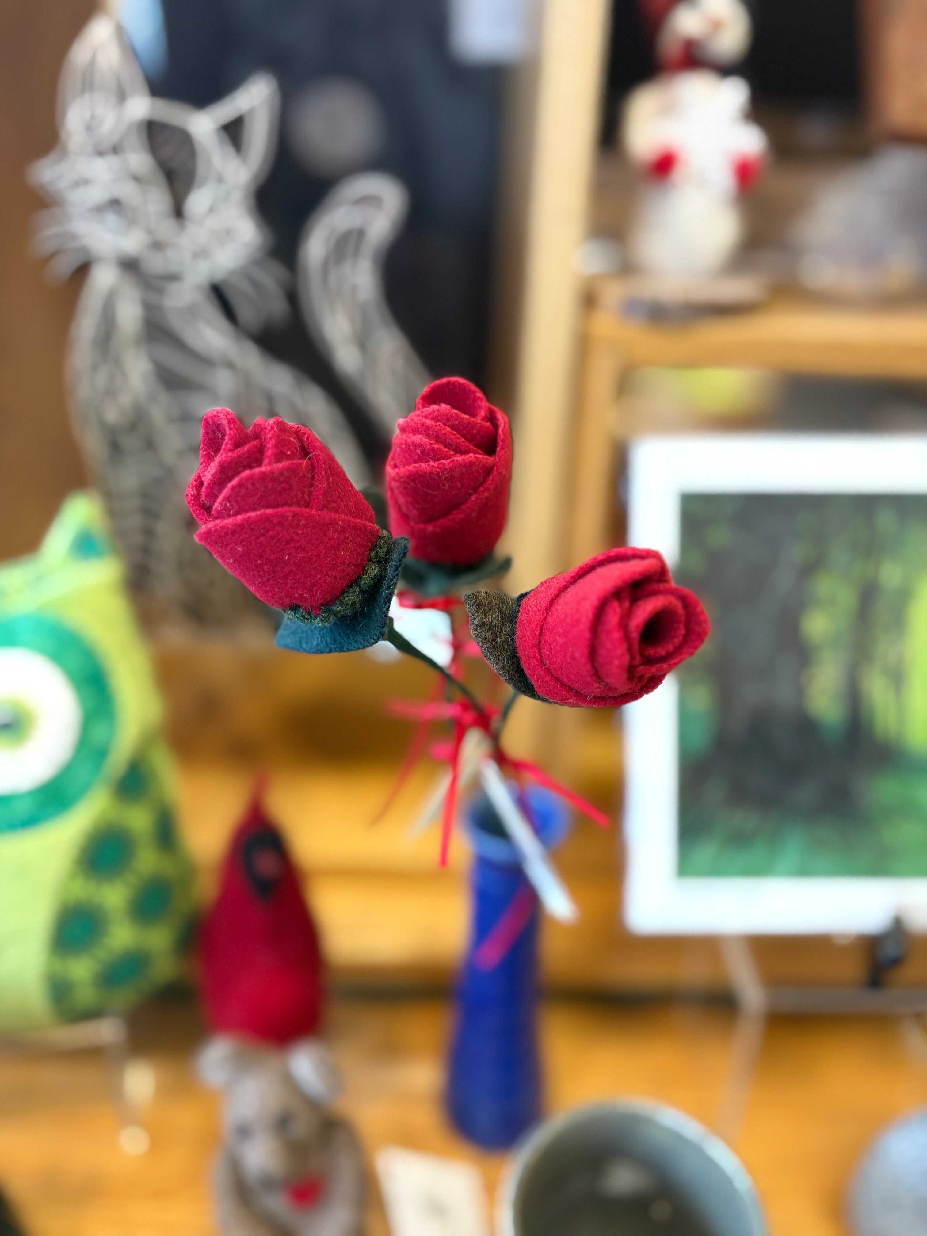 Wool Roses Assorted Colors – HannahGrimesMarketplace